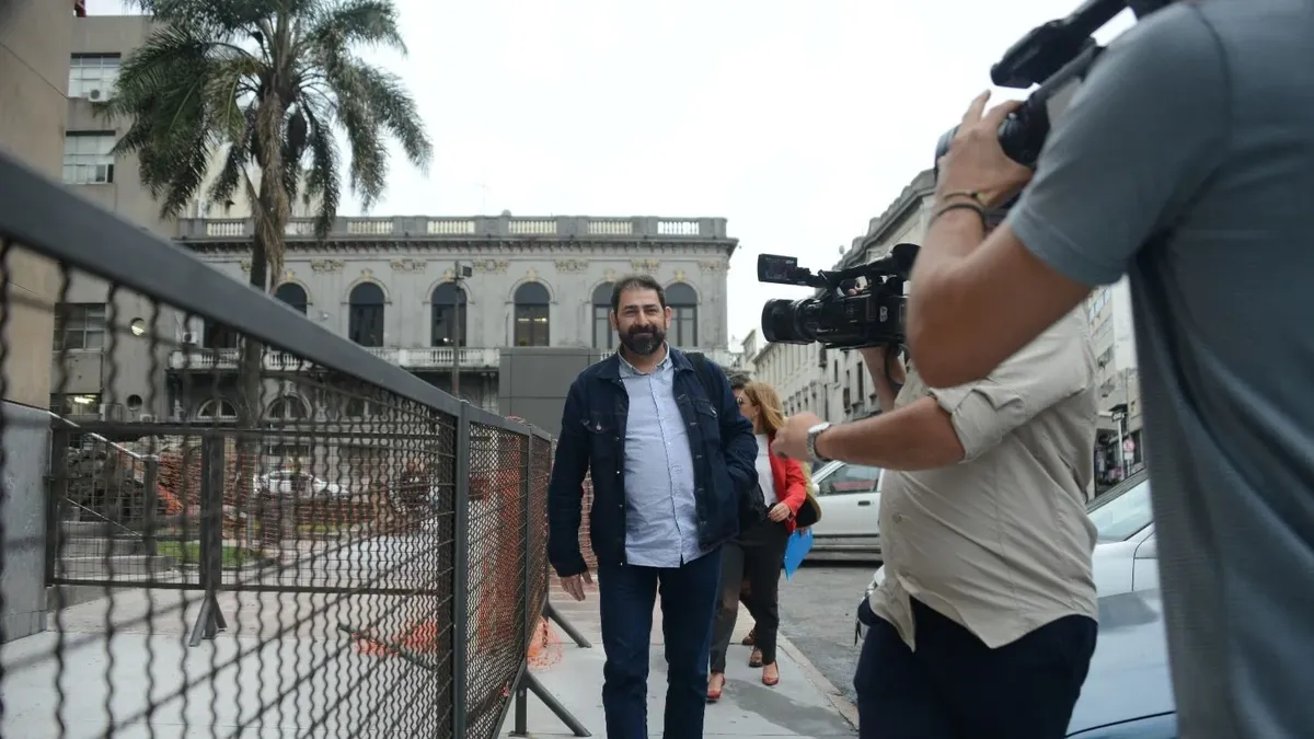 Daniel Placeres renuncia a su banca y recibe el respaldo del MPP